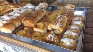 Confiteria y Panaderia Modelo - Panadería en Ensenada, Provincia de ...